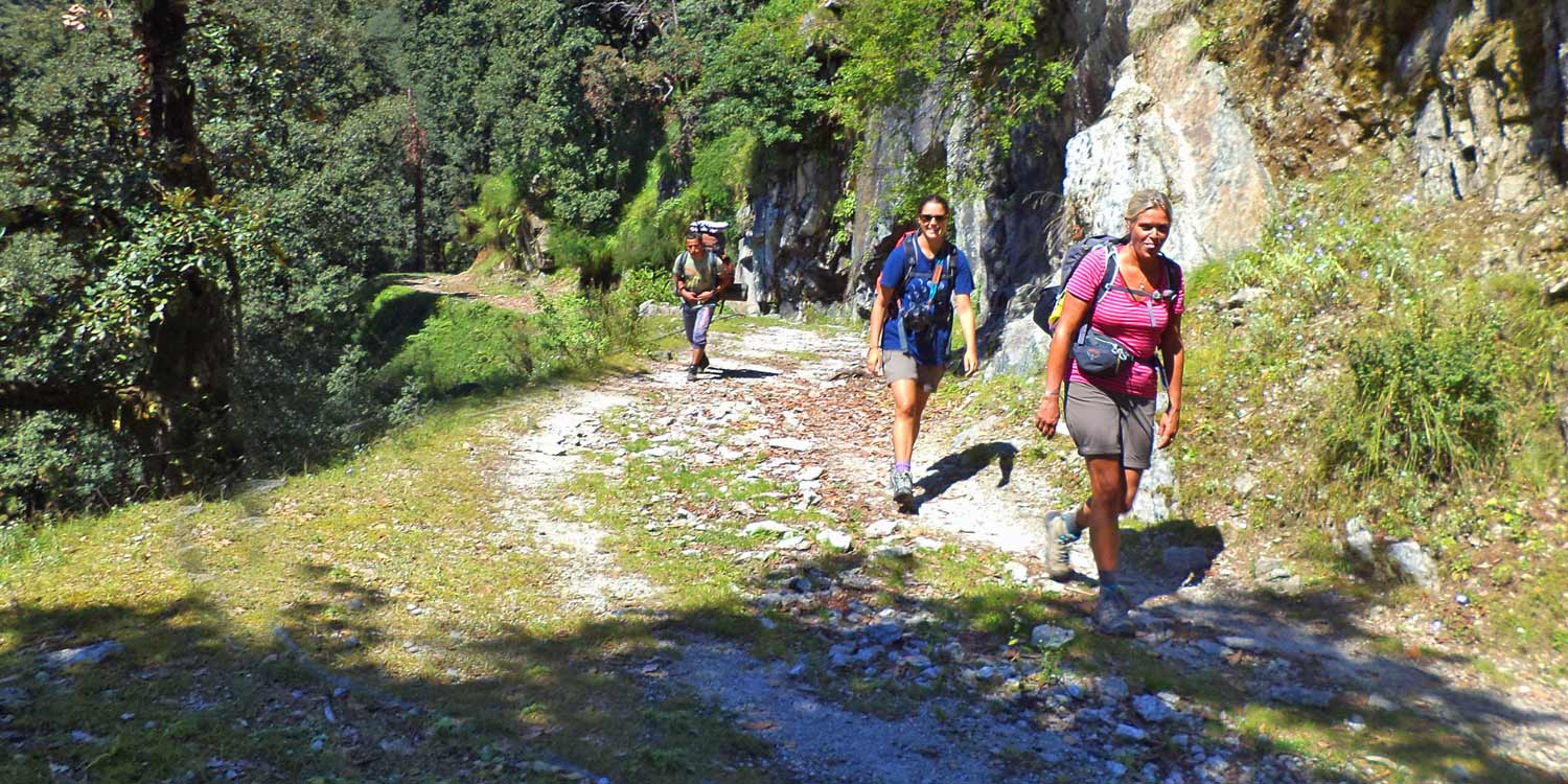 Sari Pass Trek - Trekking, Adventure Tours and Holiday packages of ...